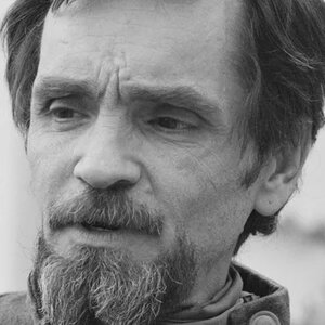 What We Know About Charles Manson's Father - ZergNet