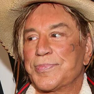 You'll Be Stunned When You Finally Recognize These 80s Stars - ZergNet