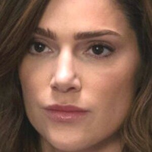 Here's Why Dr. Lauren Bloom From New Amsterdam Looks So Familiar - ZergNet