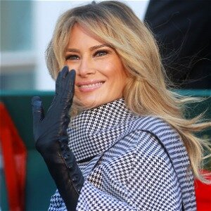 Melania Trump Speaks Volumes With Her Body Language - ZergNet