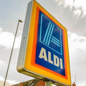 Employees Reveal What It's Really Like To Work At Aldi - ZergNet