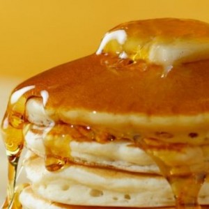 The Trick To Never Burning The First Pancake Ever Again - ZergNet