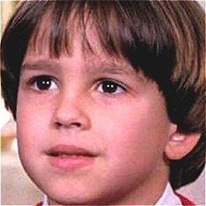 The Santa Clause's Charlie Is All Grown Up And He's Stunning - ZergNet