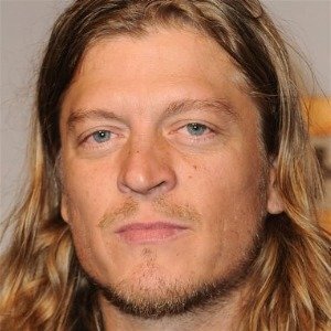 The Troubled History Of Puddle Of Mudd - ZergNet