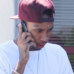 Kylie Reportedly Caught Tyga Texting Younger Girl From Instagram - ZergNet