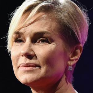 7 Reasons We Want to Move Into Yolanda Foster's New Pad - ZergNet