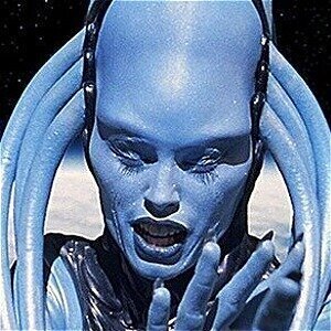 The Weird Things Everyone Just Ignores In The Fifth Element - ZergNet