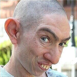 Pepper From AHS Stuns Fans With Her Gorgeous Real Appearance - ZergNet