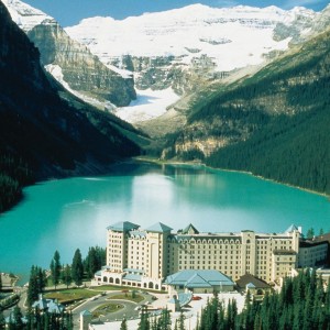 10 Hotels With Scenic Views That Will Blow You Away - ZergNet