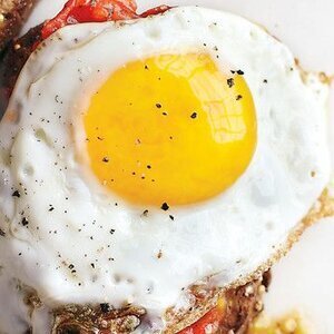 This 1 Yummy Addition Will Have You Drooling Over Fried Eggs - ZergNet