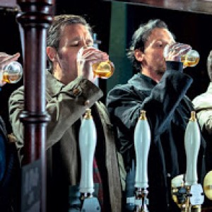 The 10 Best Movie Bars - ZergNet