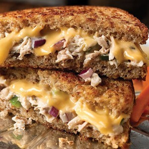15 Easy and Delicious Recipes That Start with Canned Tuna - ZergNet