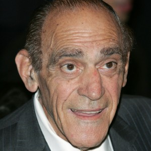 'Godfather' Actor Abe Vigoda Left Out Of Oscars In Memoriam - ZergNet