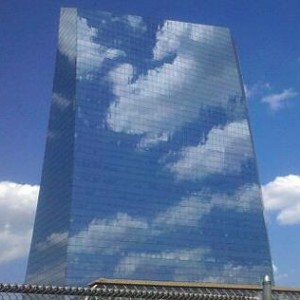 World's First Invisible Skyscraper To Be Built - ZergNet